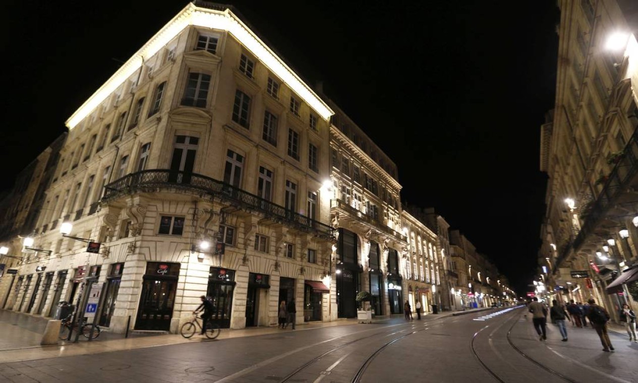 Luzes de Bordeaux - Jornal O Globo