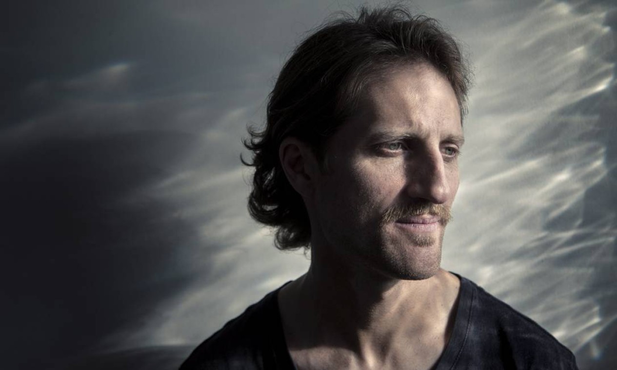 Nicolás Paris, artista plástico: "Cada pessoa terá seu processo de ...