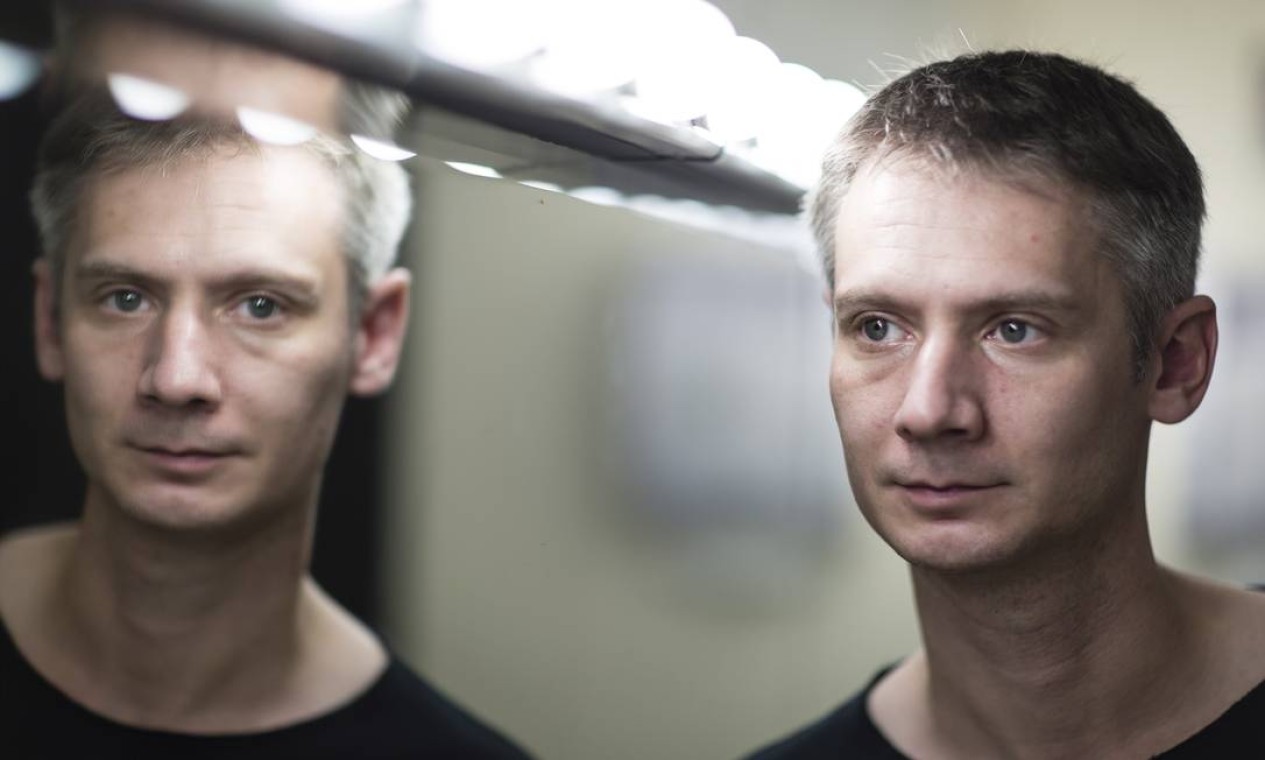 Alex Augier, artista audiovisual: "Arte e medicina funcionam bem ...