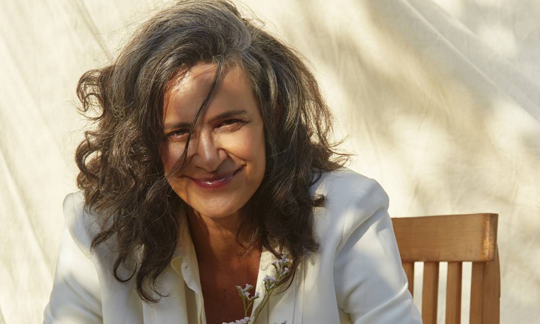 Simone fala sobre beleza aos 71 anos: 'O tempo tem sido generoso comigo ...