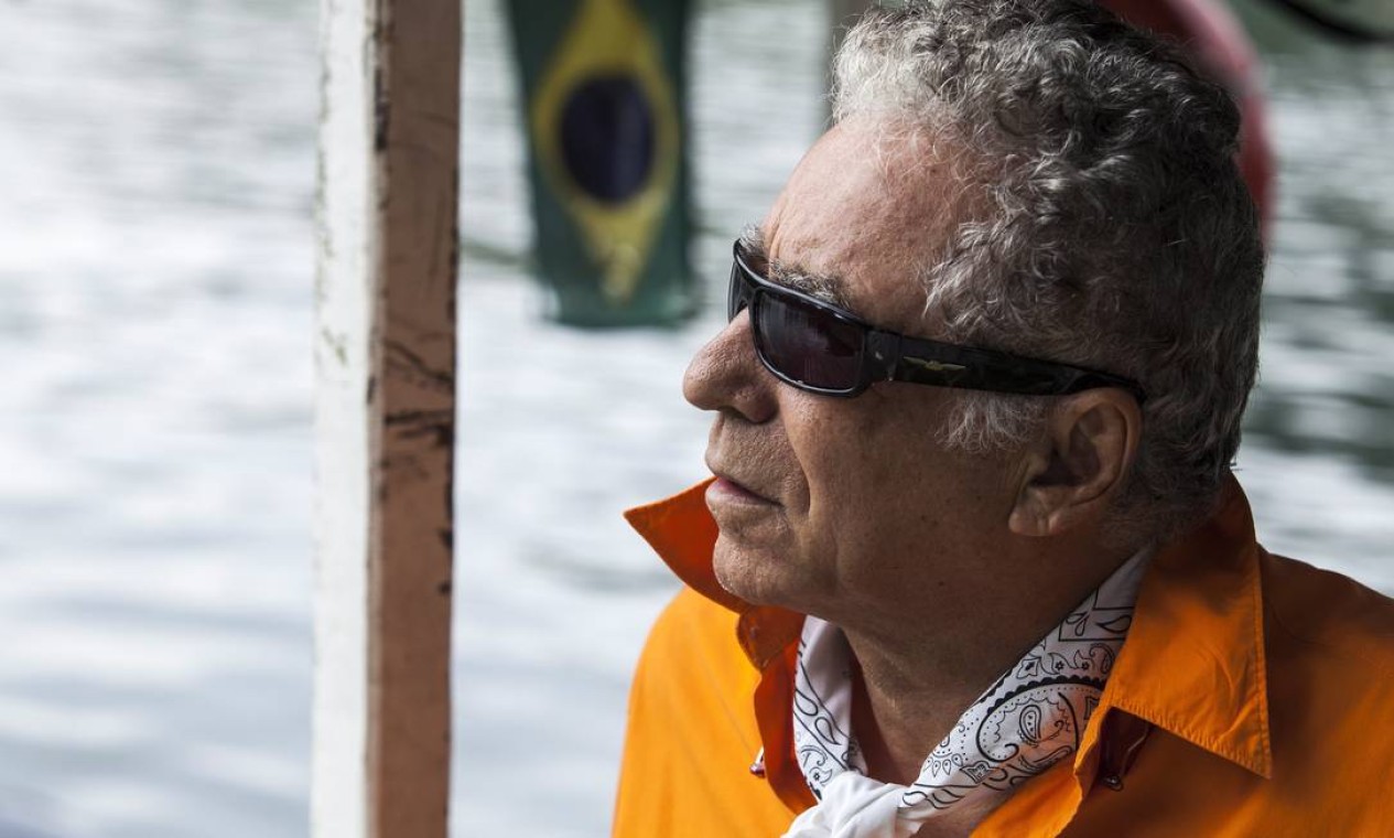 Diretor de sucessos do cinema nacional, Neville D’Almeida estreia na ...