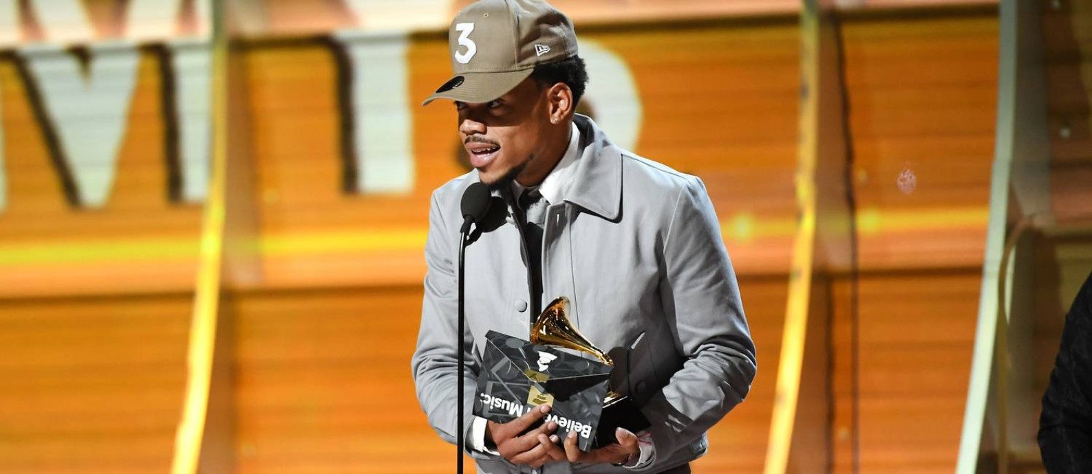 Grammy: Chance the Rapper consegue feito inédito desde 1999 - Jornal O ...