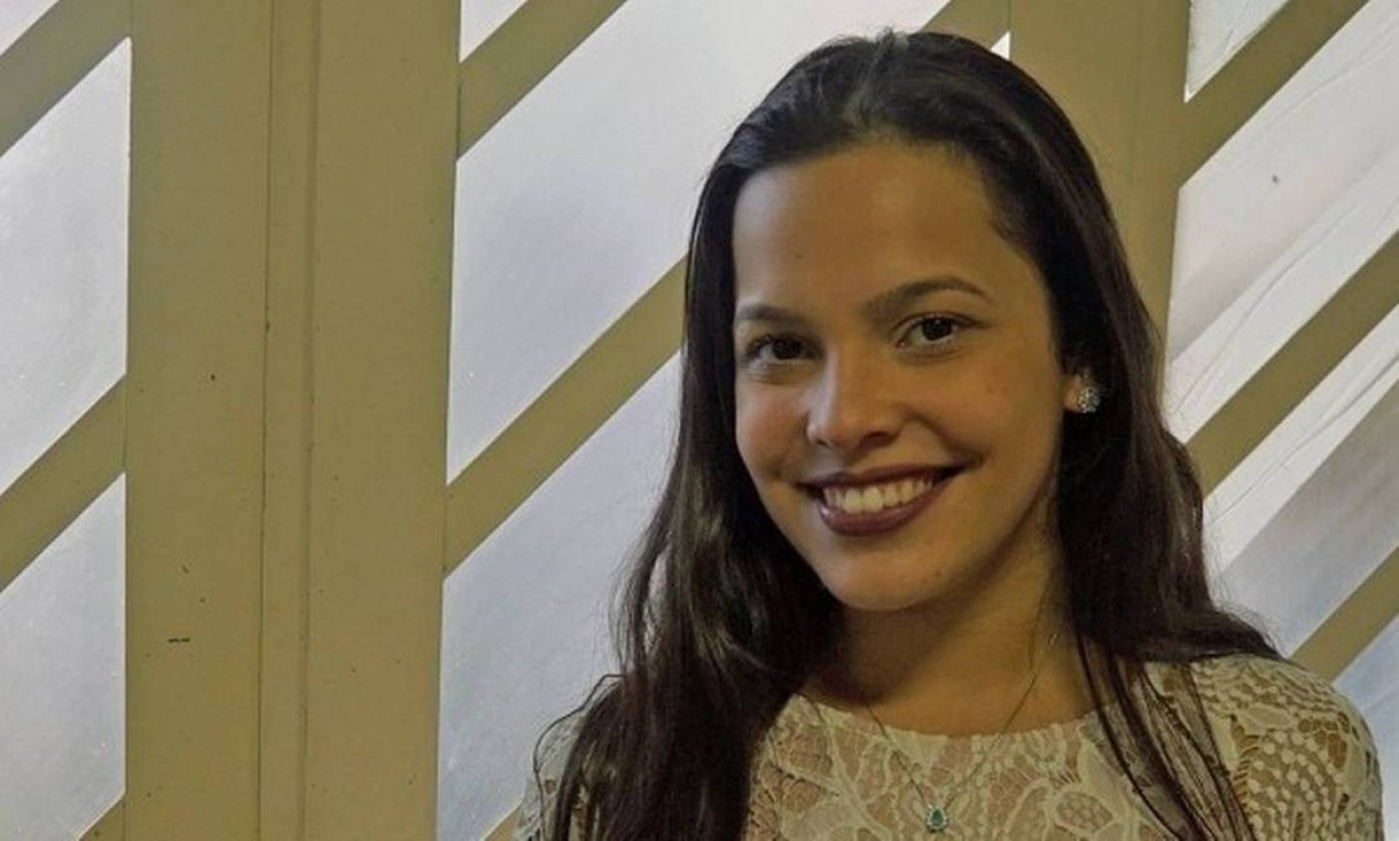 Mayla, uma das gêmeas do 'BBB 17', relembra quando sofreu bulimia ...