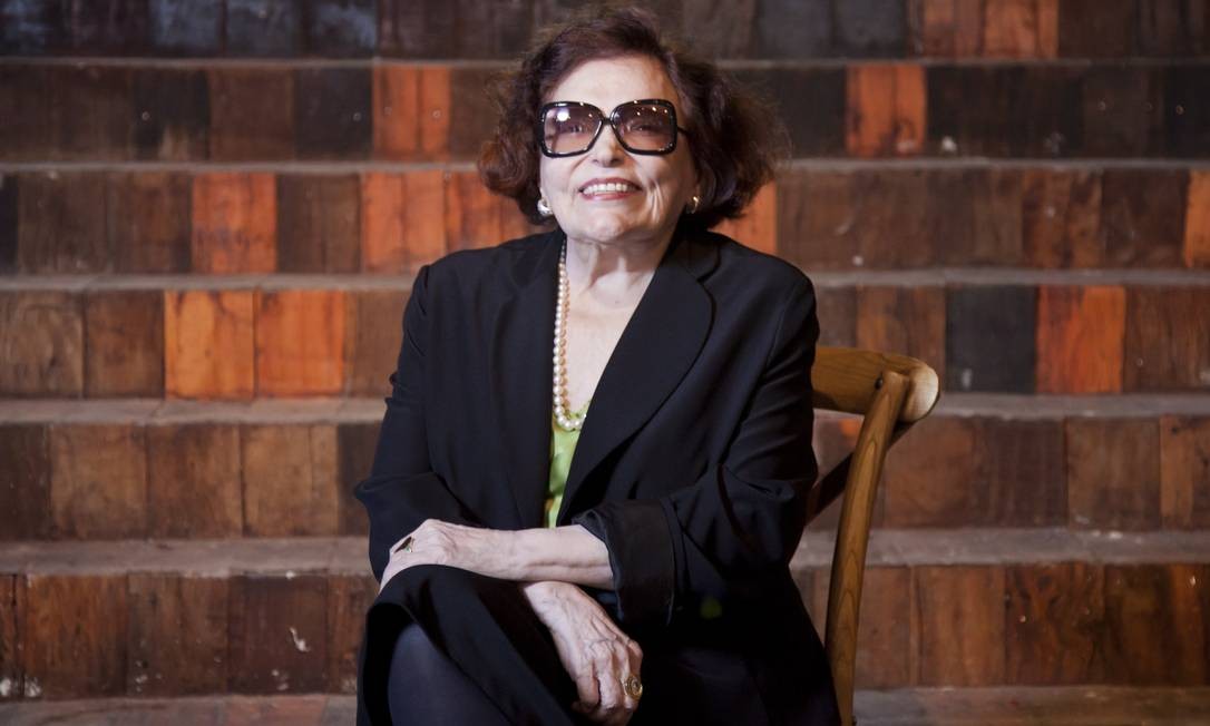 Morre Bibi Ferreira, diva do musical brasileiro, aos 96 anos - Jornal O ...