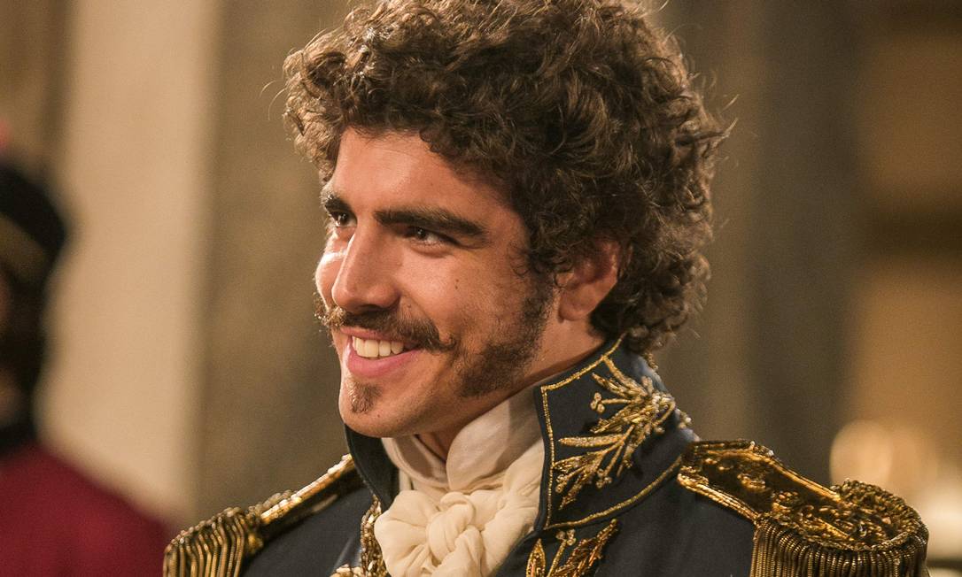 Caio Castro investe em sotaque português para viver Dom Pedro - Jornal ...