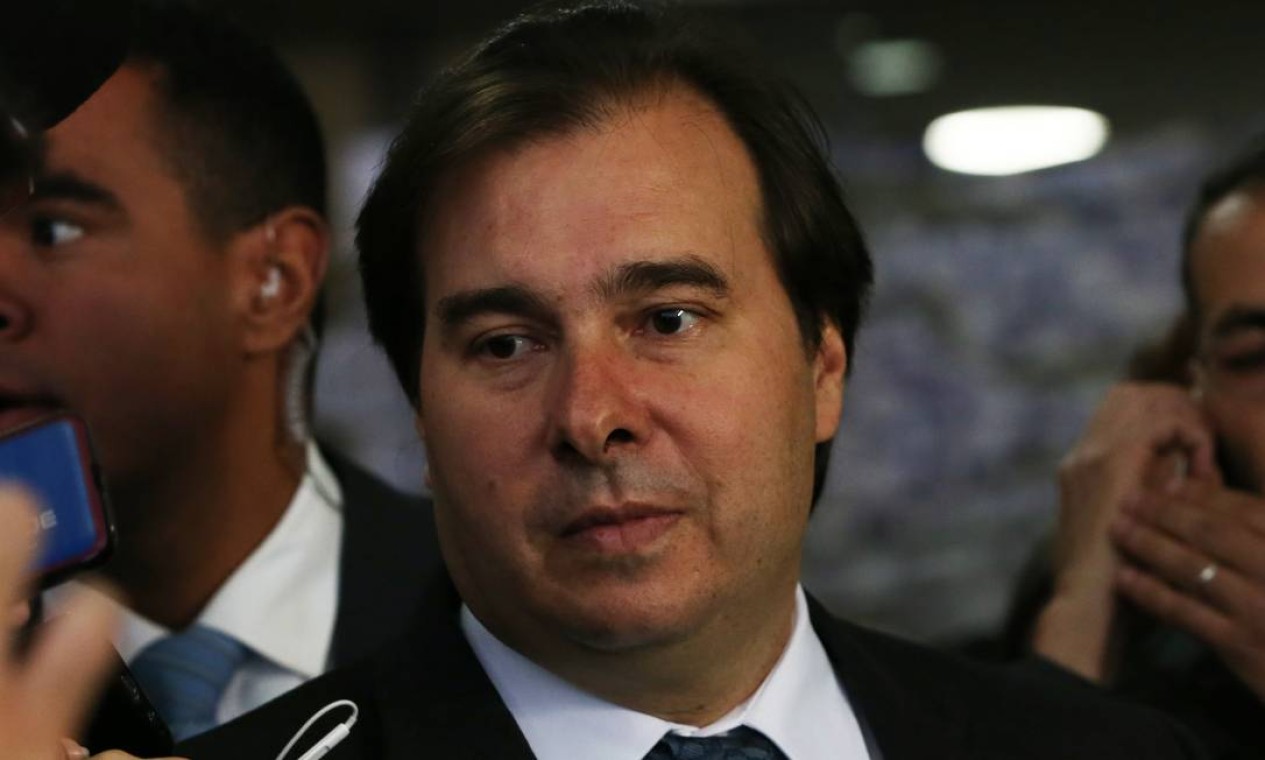 Maia diz que Temer não tentou beneficiar ninguém com polêmico indulto ...