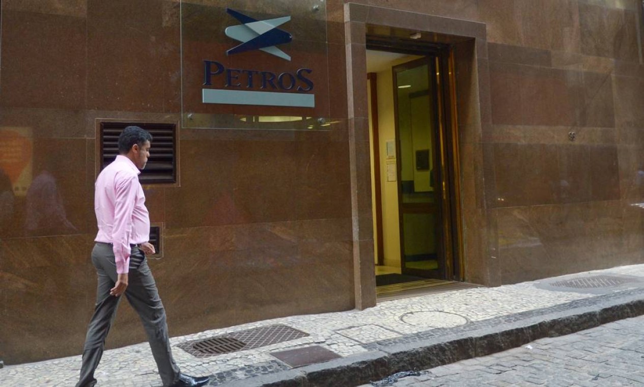 Walter Mendes, presidente da Petros, renuncia ao cargo - Jornal O Globo