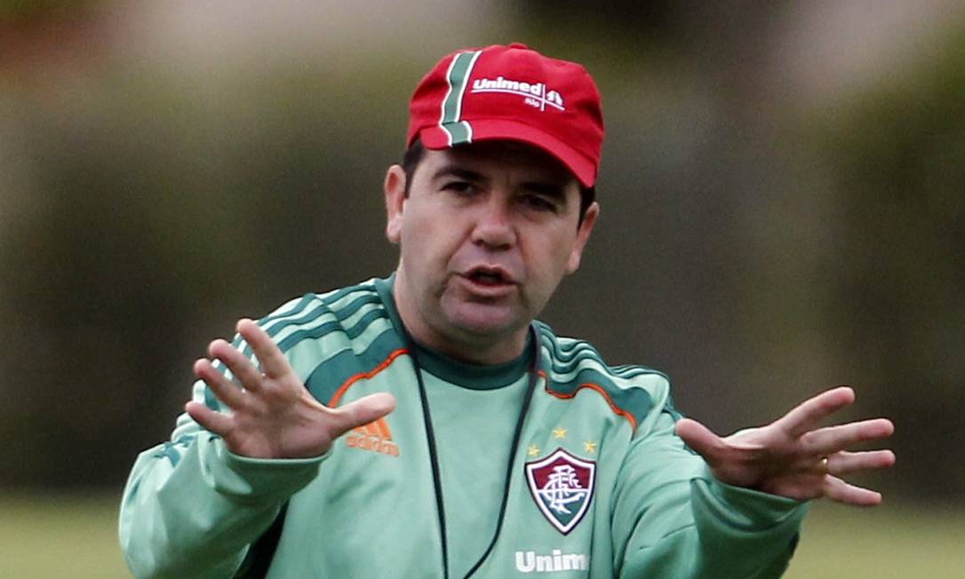 Enderson reencontra o Fluminense no dia em que faz 42 anos - Jornal O Globo