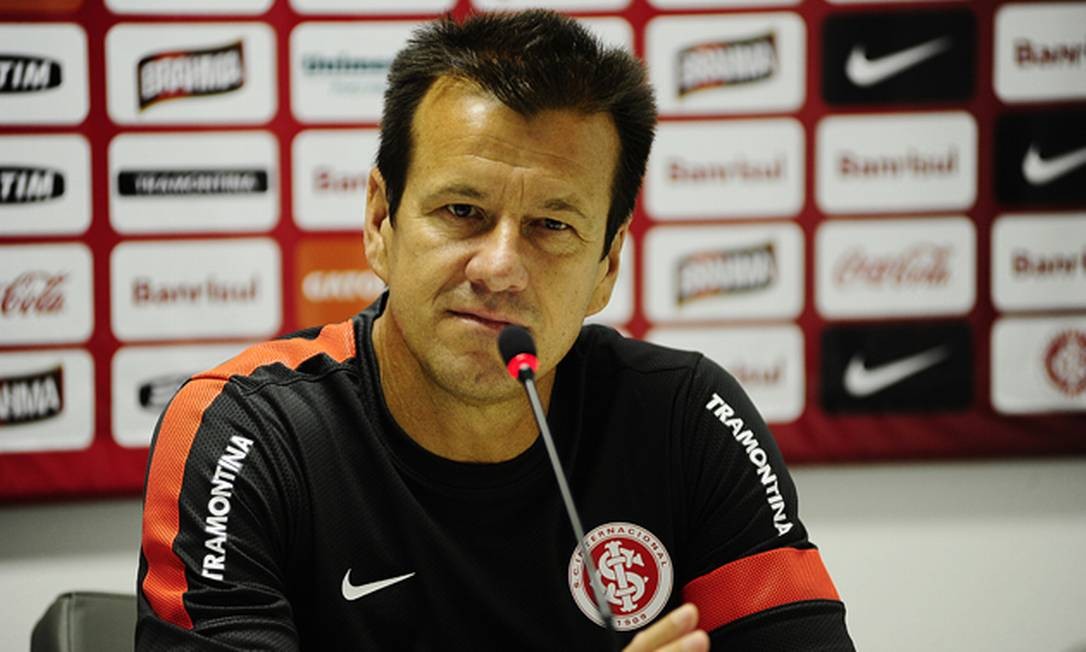 Dunga foi o 21º técnico demitido no Brasileiro deste ano - Jornal O Globo