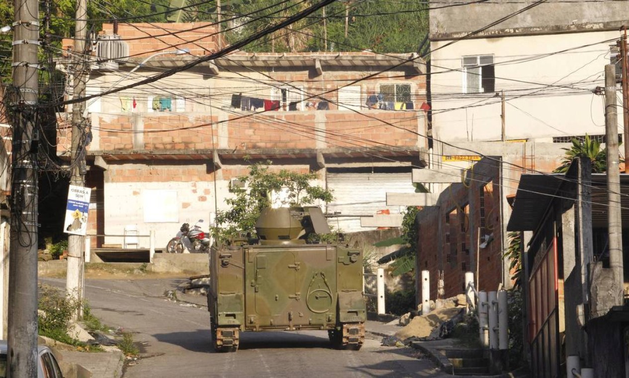 As imagens da operação no Complexo do Lins - Jornal O Globo
