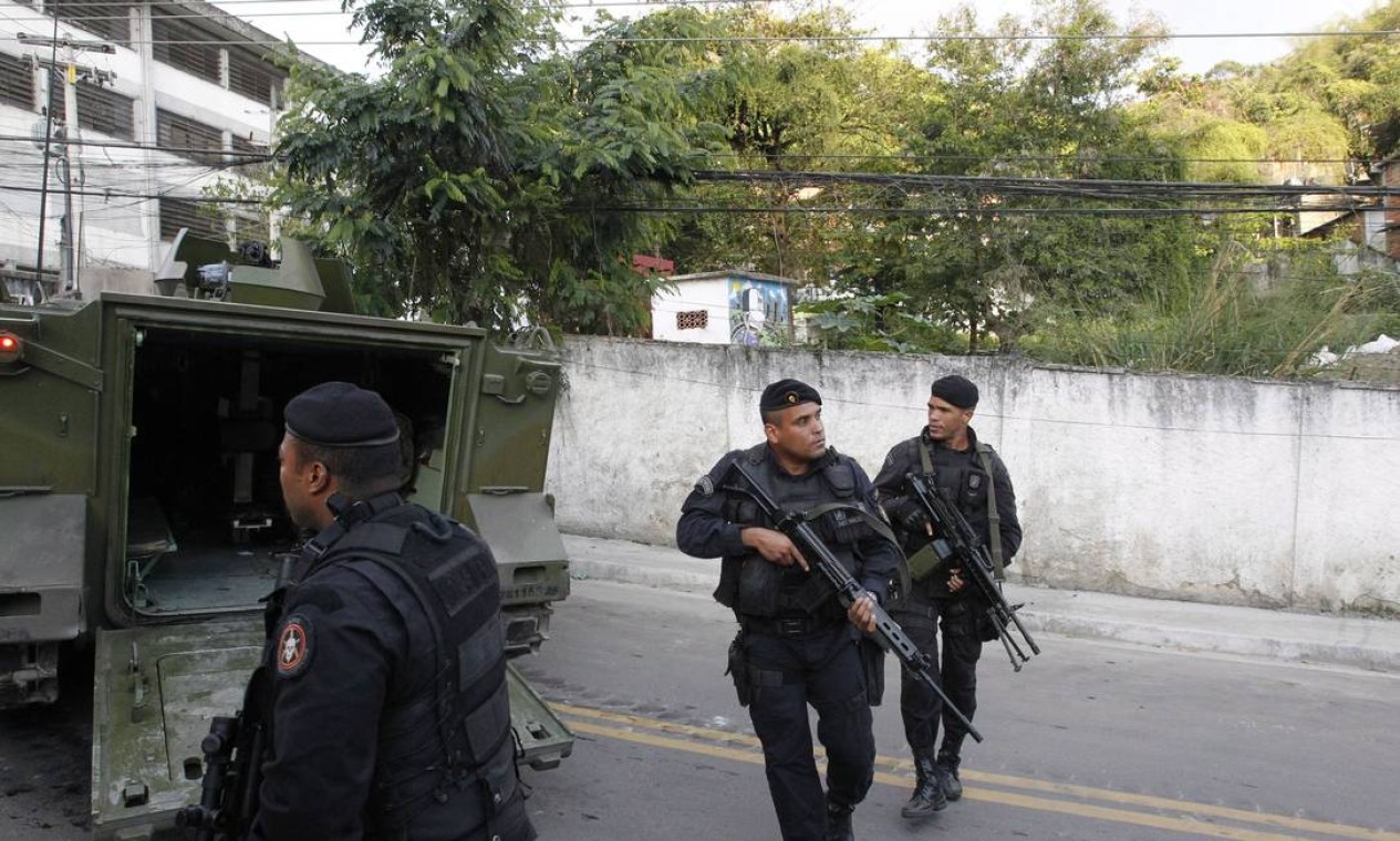 As imagens da operação no Complexo do Lins - Jornal O Globo