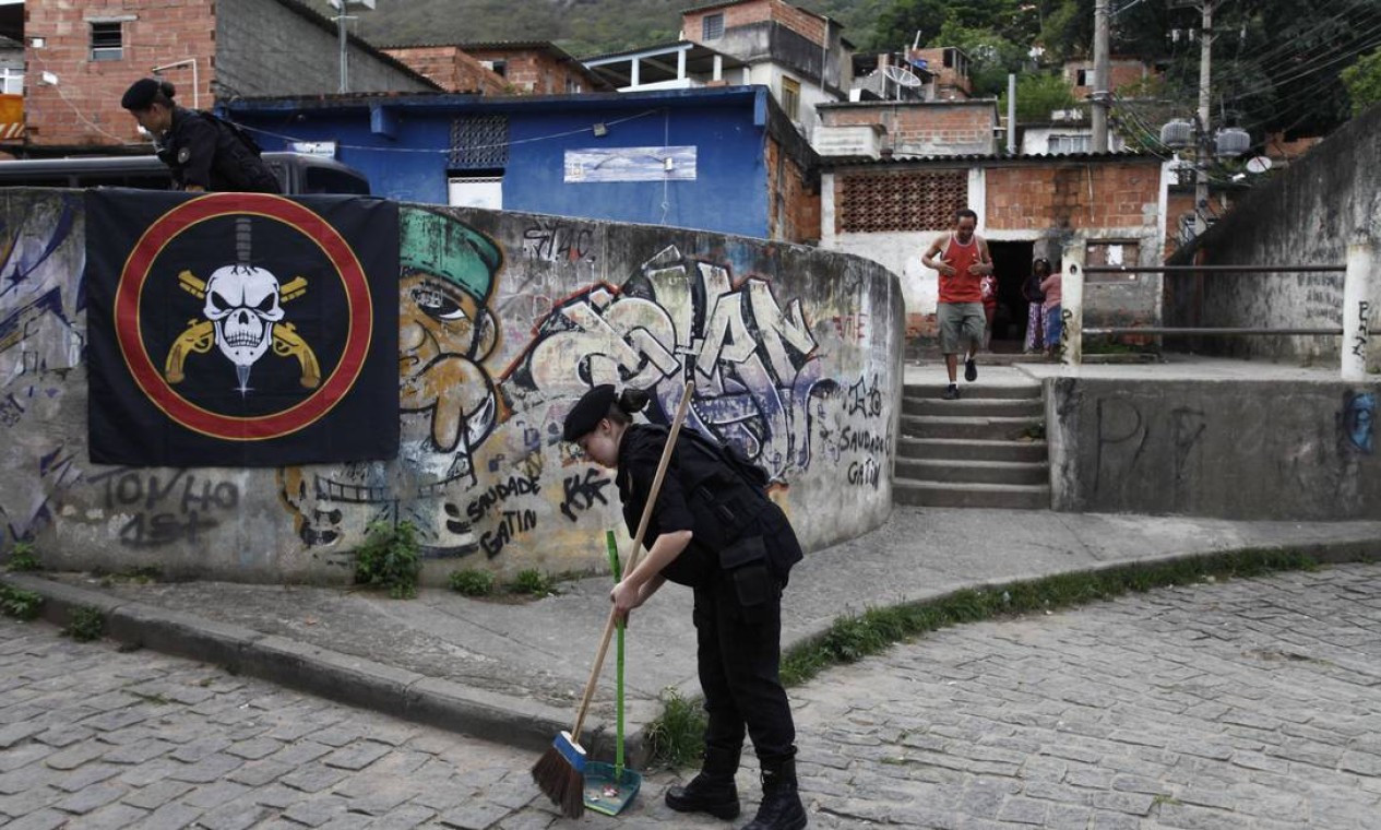 As imagens da operação no Complexo do Lins - Jornal O Globo