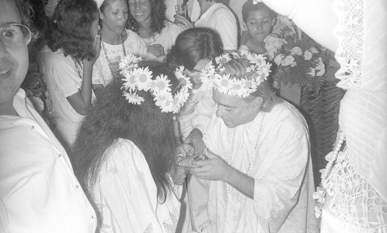 Vinicius de Moraes em pílulas I: mulheres, amigos, diplomacia e ...