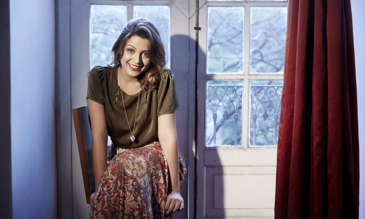 Aos 17 anos, Maria Luiza emplaca música na trilha sonora de ‘Confissões ...