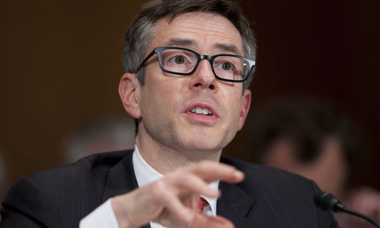 ‘Juros sobem somente em 2015’, diz economista ex-Fed - Jornal O Globo