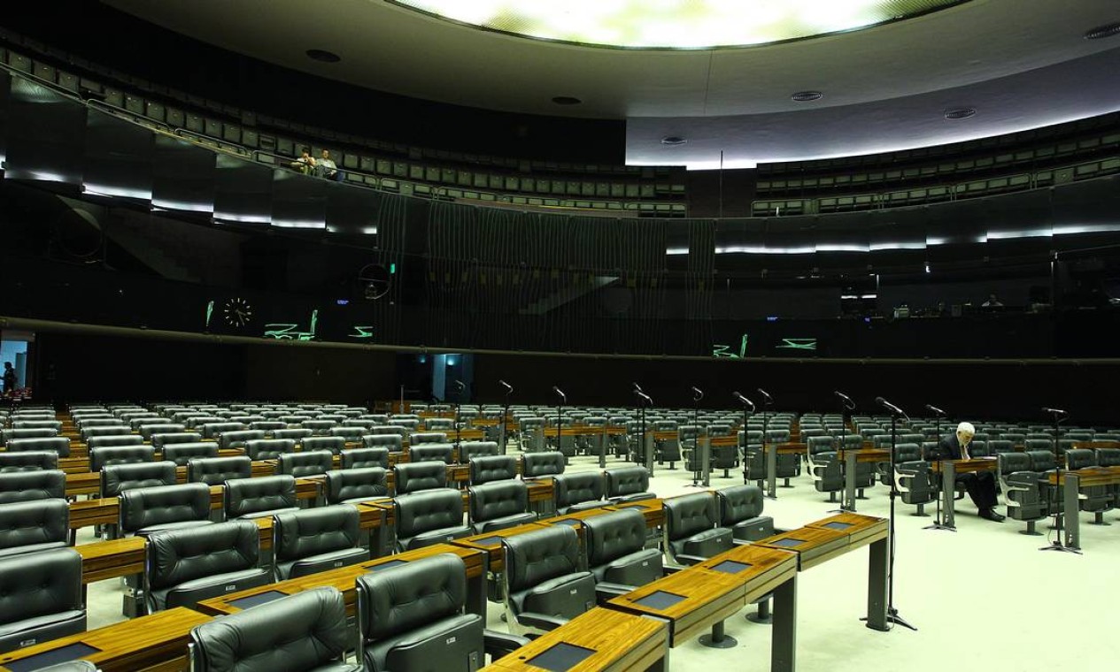 Congresso inicia recesso branco e já fica esvaziado nesta quinta-feira ...
