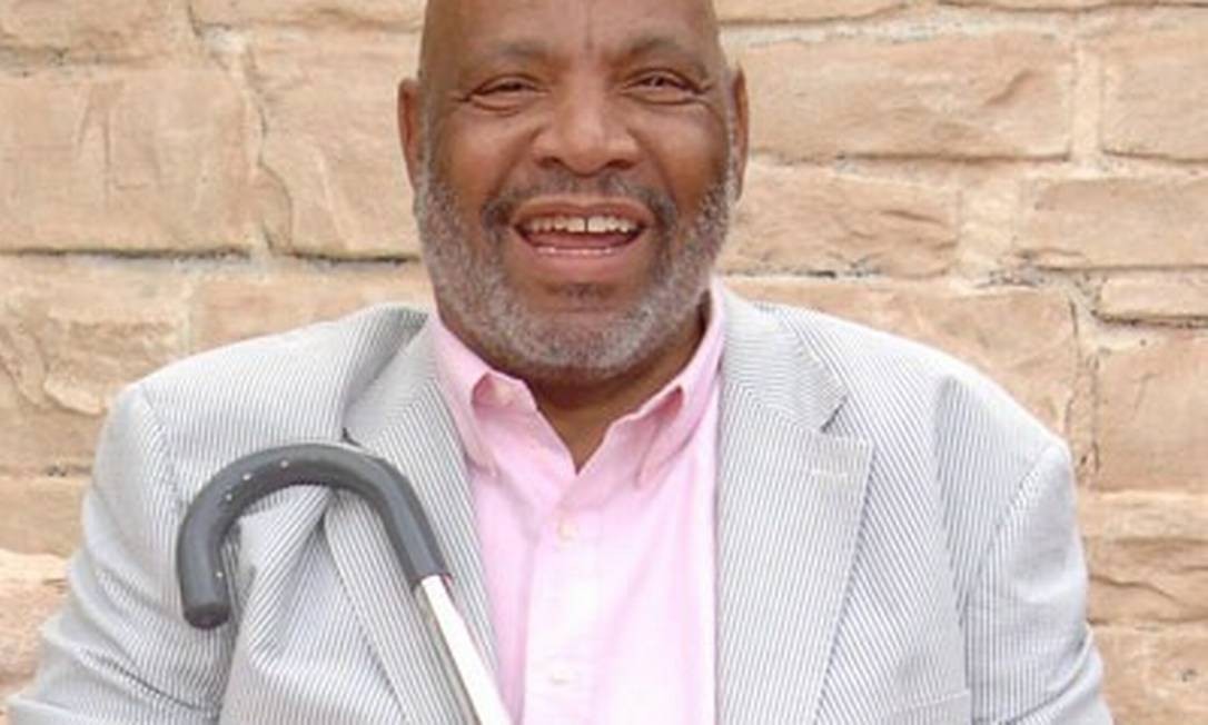 Morre James Avery, o Tio Phil da série ‘Um maluco no pedaço’ - Jornal O ...