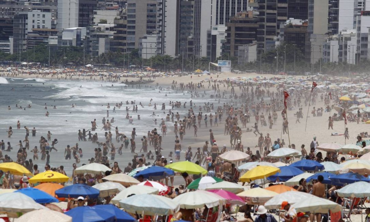 Mais um dia quente no Rio - Jornal O Globo