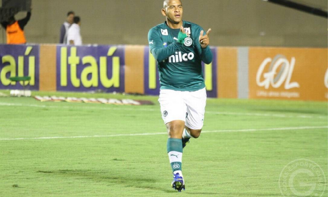 Fluminense ainda espera documentação de Walter - Jornal O Globo