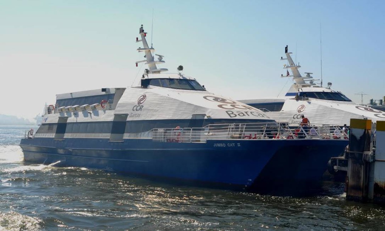 Jumbo Cat começa a operar em linhas na Baía de Guanabara - Jornal O Globo