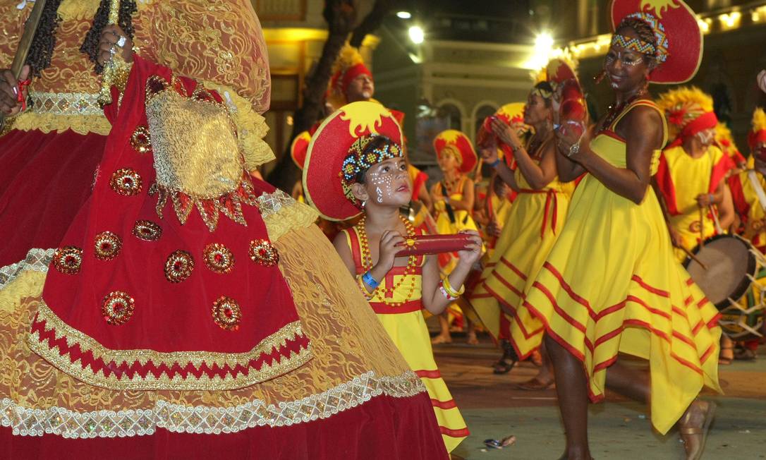 Todos os maracatus do carnaval pernambucano - Jornal O Globo