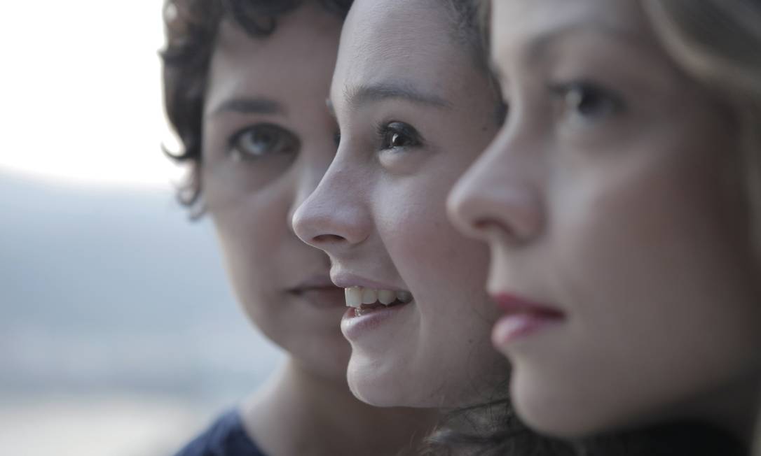 ‘E se elas fossem para Moscou?’ é apresentado em forma de peça e filme ...