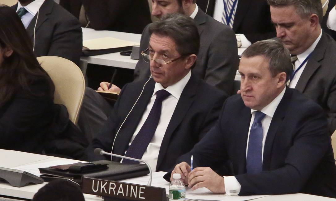 ONU aprova resolução contra anexação da Crimeia pela Rússia - Jornal O ...