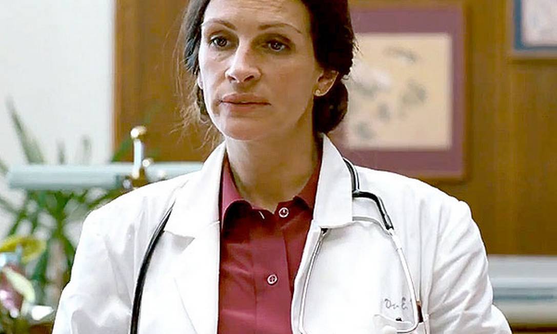 Julia Roberts aparece envelhecida em cena de telefilme - Jornal O Globo