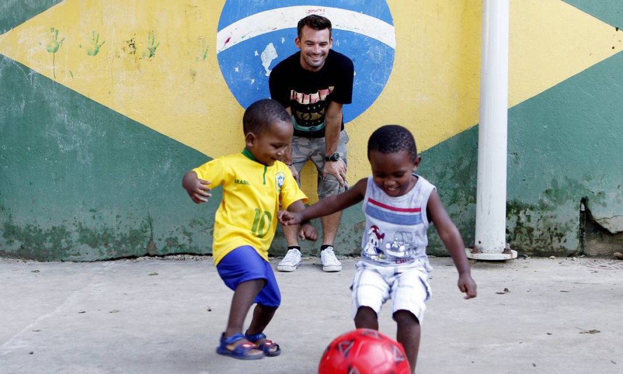 Comunidades cariocas viram ímã de turista durante a Copa do Mundo ...
