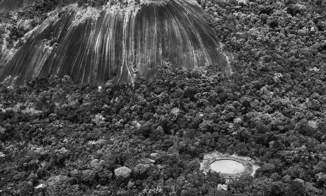 Ianomâmis: a guerra de um povo entre a vida e a morte - Jornal O Globo