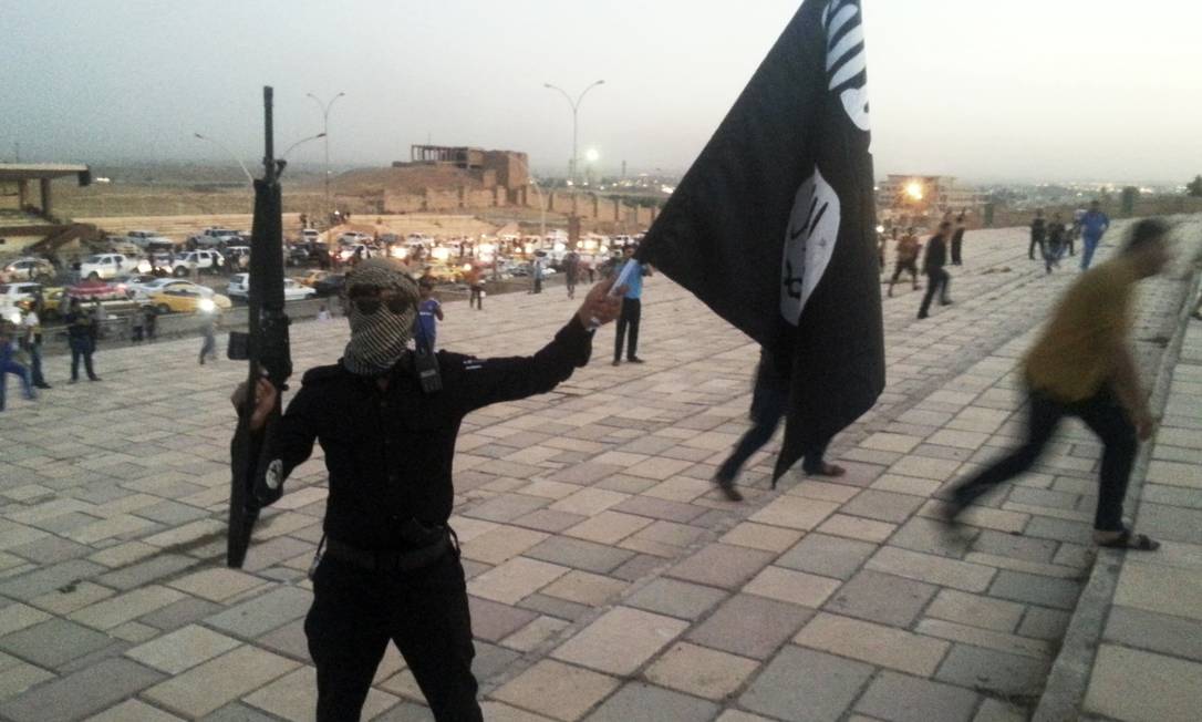 Al-Qaeda deixa duas cidades sírias sob controle do Estado Islâmico ...