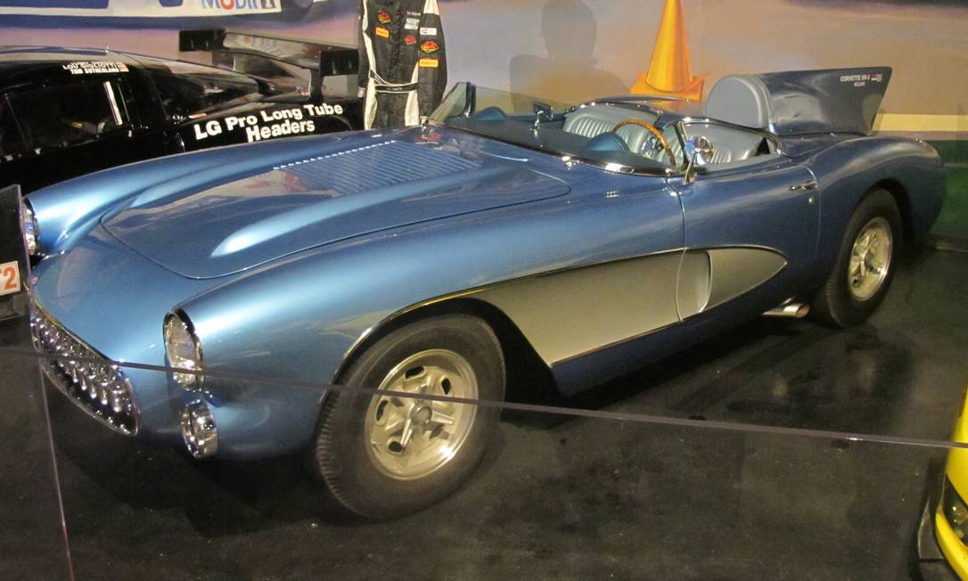 Uma visita ao Museu do Corvette, nos EUA, que recentemente ‘saiu do ...