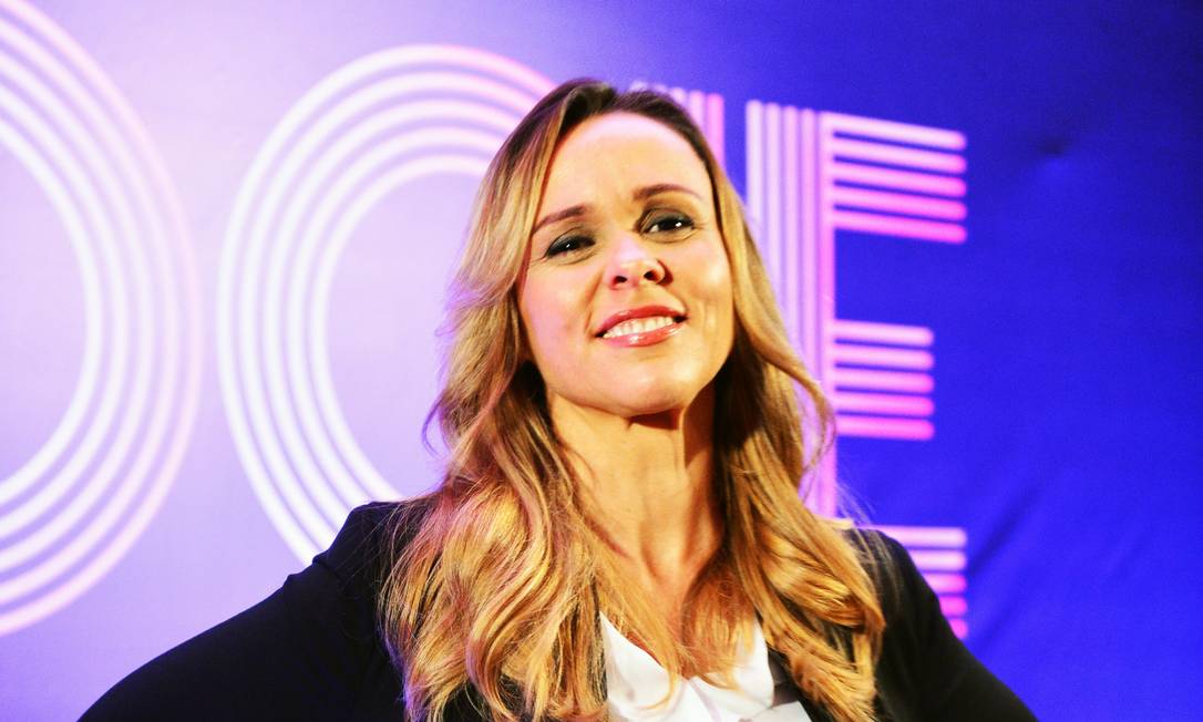 ‘Aos 47 anos, prefiro ser linda a ser boa atriz’, diz Giulia Gam ...
