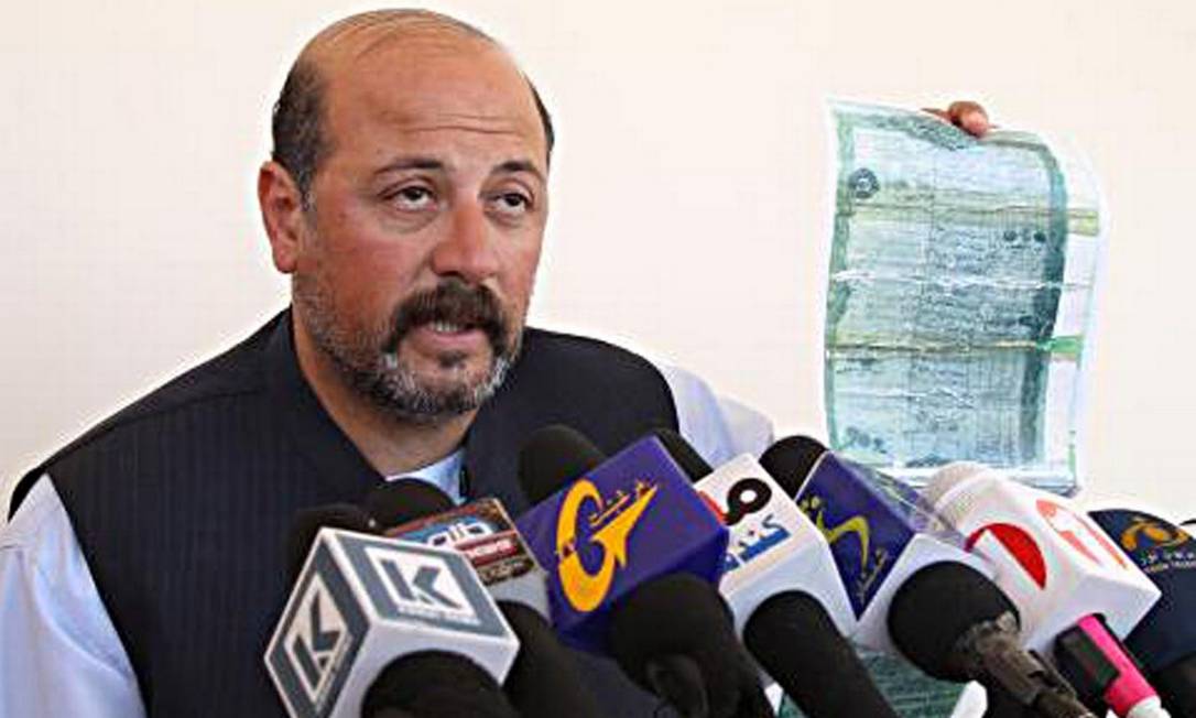 Terrorista com bomba no turbante mata primo do presidente afegão ...