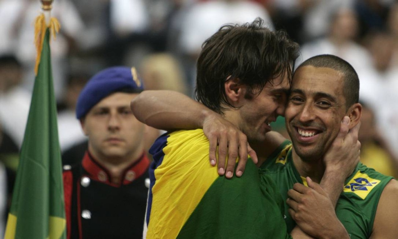Imagens da carreira de Giba - Jornal O Globo