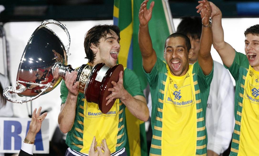 Imagens da carreira de Giba - Jornal O Globo