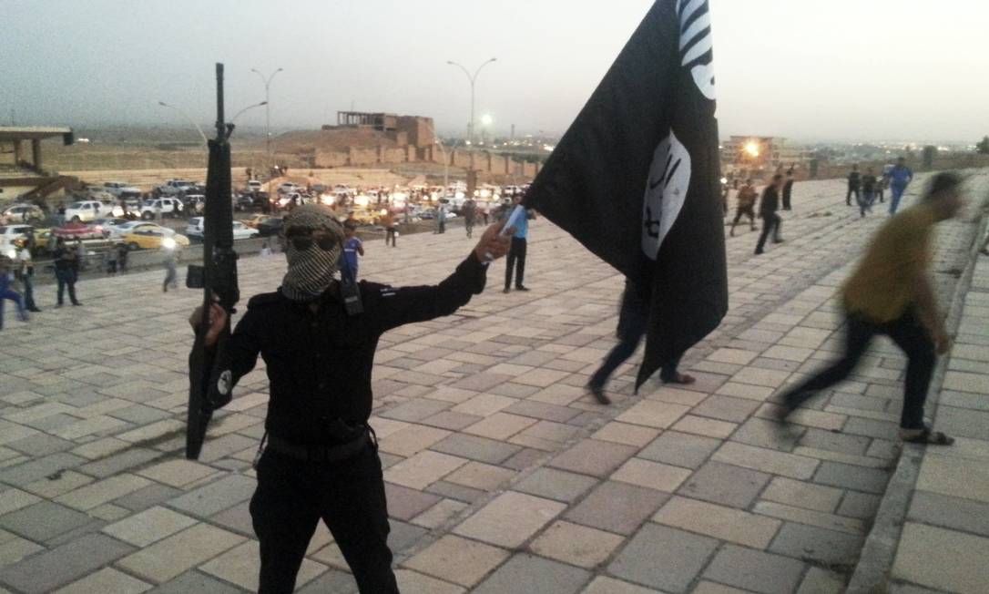 Via expressa para a jihad: uma estrada aberta para a guerra - Jornal O ...