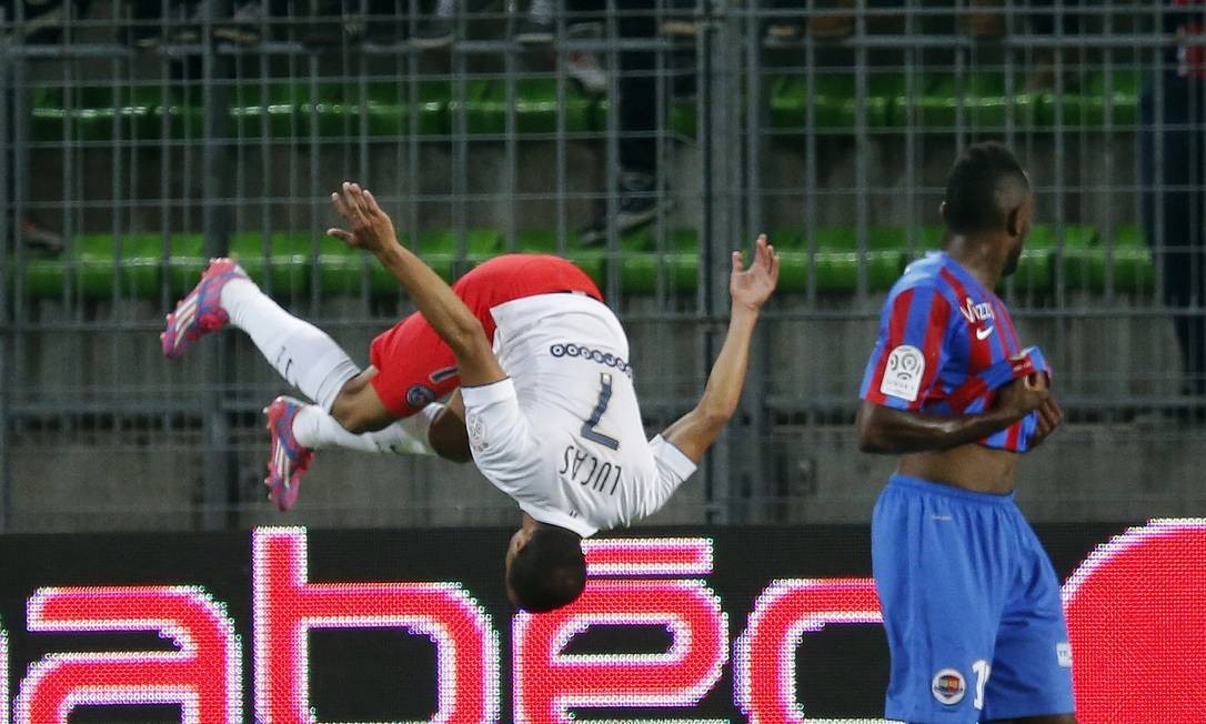 Lucas vibra com o golaço marcado pelo PSG: ‘Me dá mais confiança ...