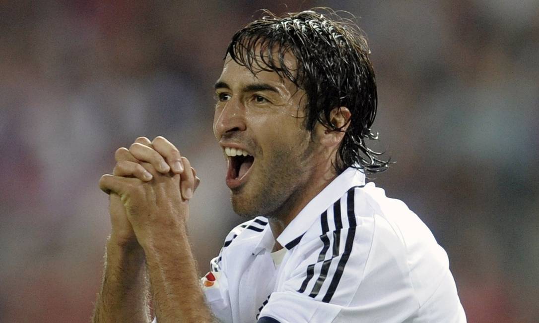 Raul vai jogar no Cosmos, dos Estados Unidos - Jornal O Globo