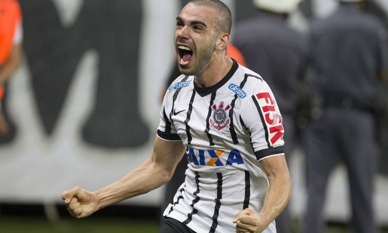 Corinthians arranca empate dramático com Coritiba nos acréscimos no ...