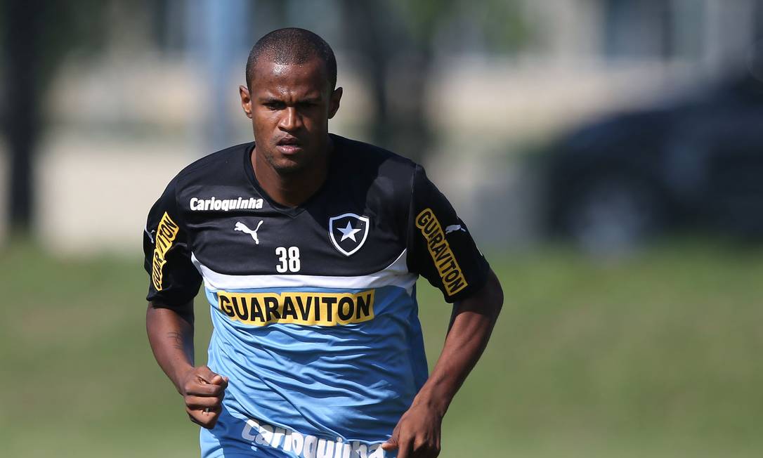 STJD pune Airton e jogador vai desfalcar o Botafogo em três partidas ...