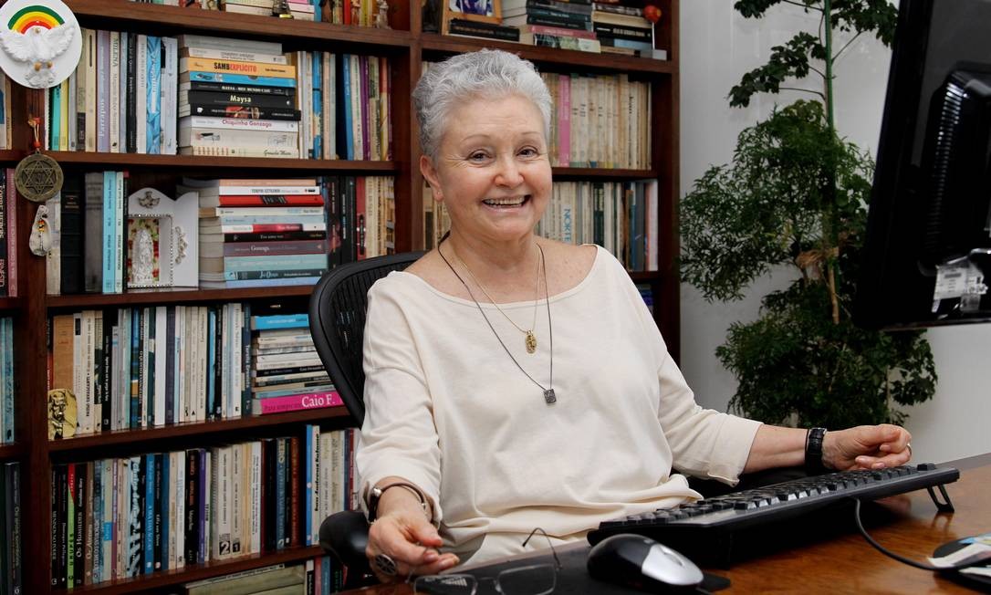 Maria Adelaide Amaral fala de trama que escreverá para horário das 21h ...