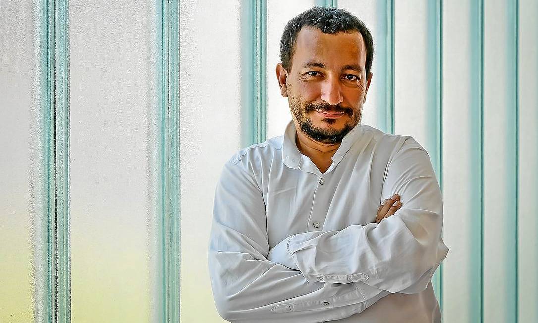 Mohamed M. Hammú, escritor e narrador: ‘Acreditamos que o caminho é ir ...