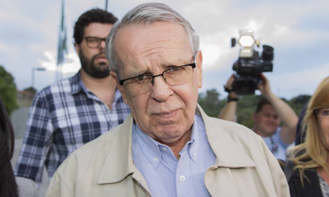 Irmão de ministro diz ter transportado envelopes lacrados para Youssef ...