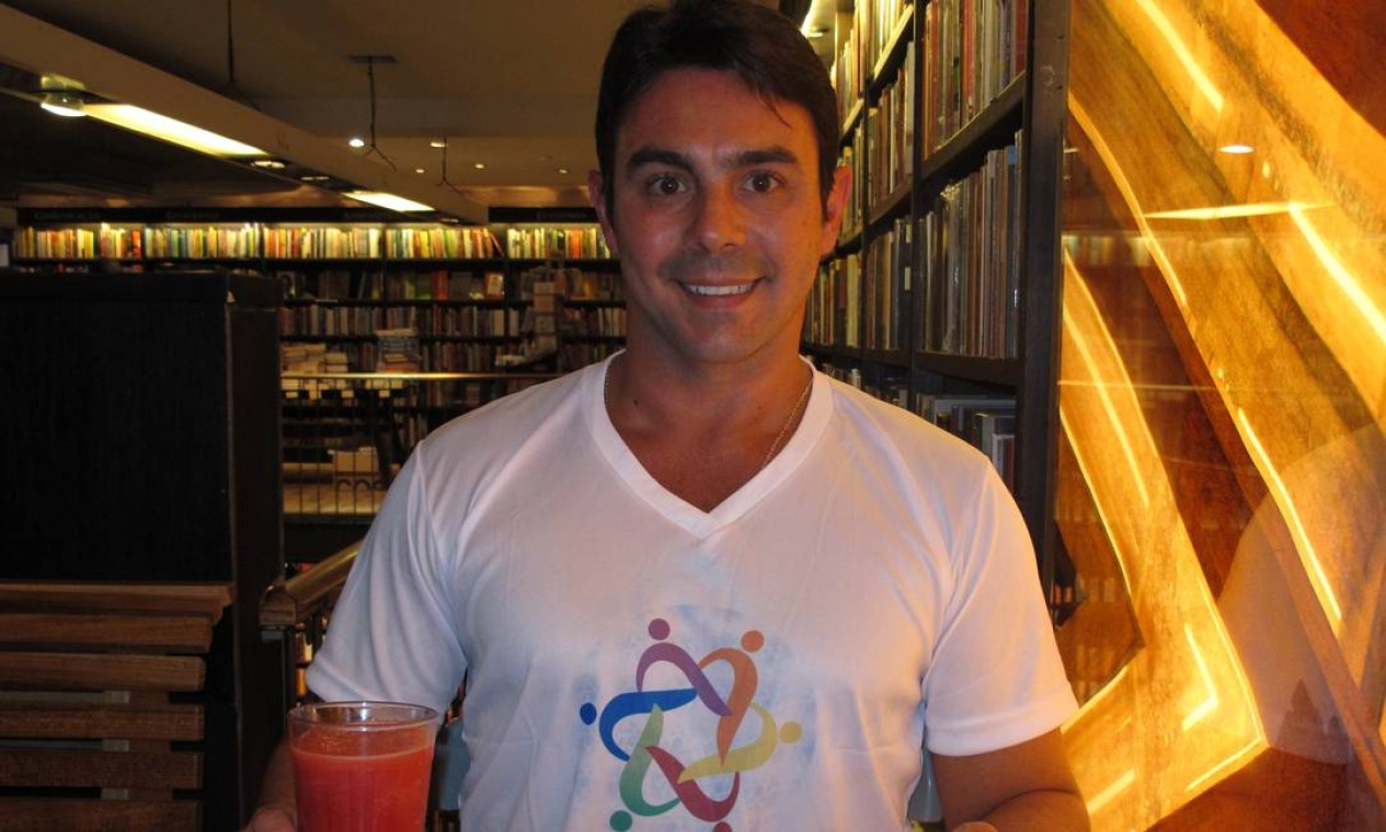 Dois sucos e a conta com Rodrigo Freire - Jornal O Globo