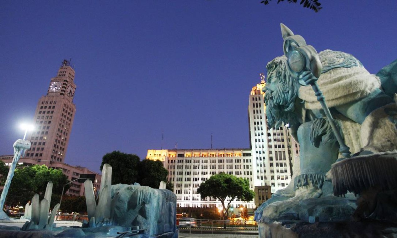 Amanhecer no Centro do Rio - Jornal O Globo
