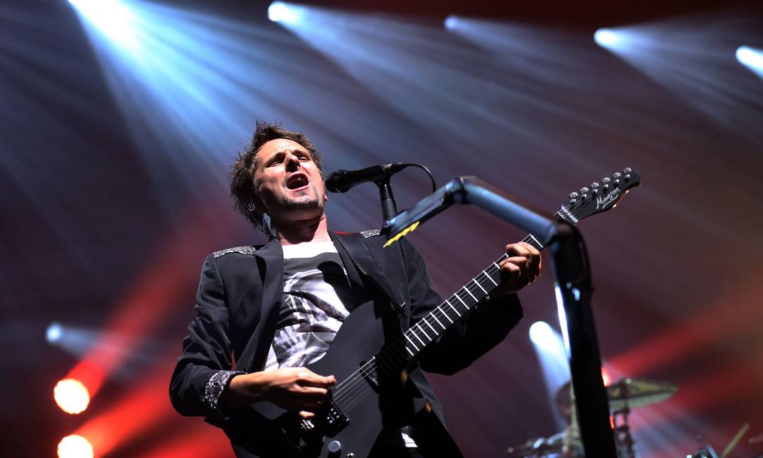 Muse anuncia a data de lançamento do novo álbum e libera música no ...