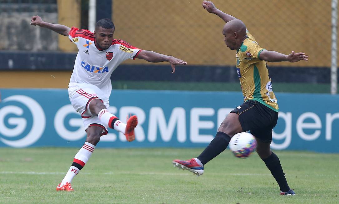 Flamengo vence o Tigres por 3 a 1 com dois gols de Marcelo Cirino ...