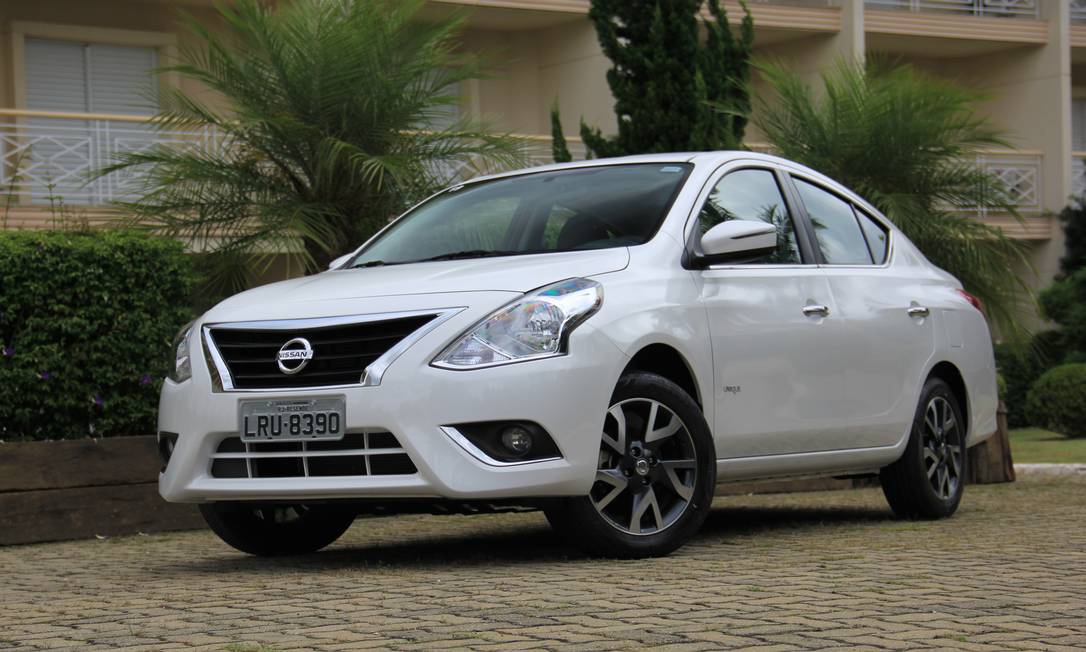 Primeiras impressões: dirigimos o Versa 2016, agora nacional e com ...