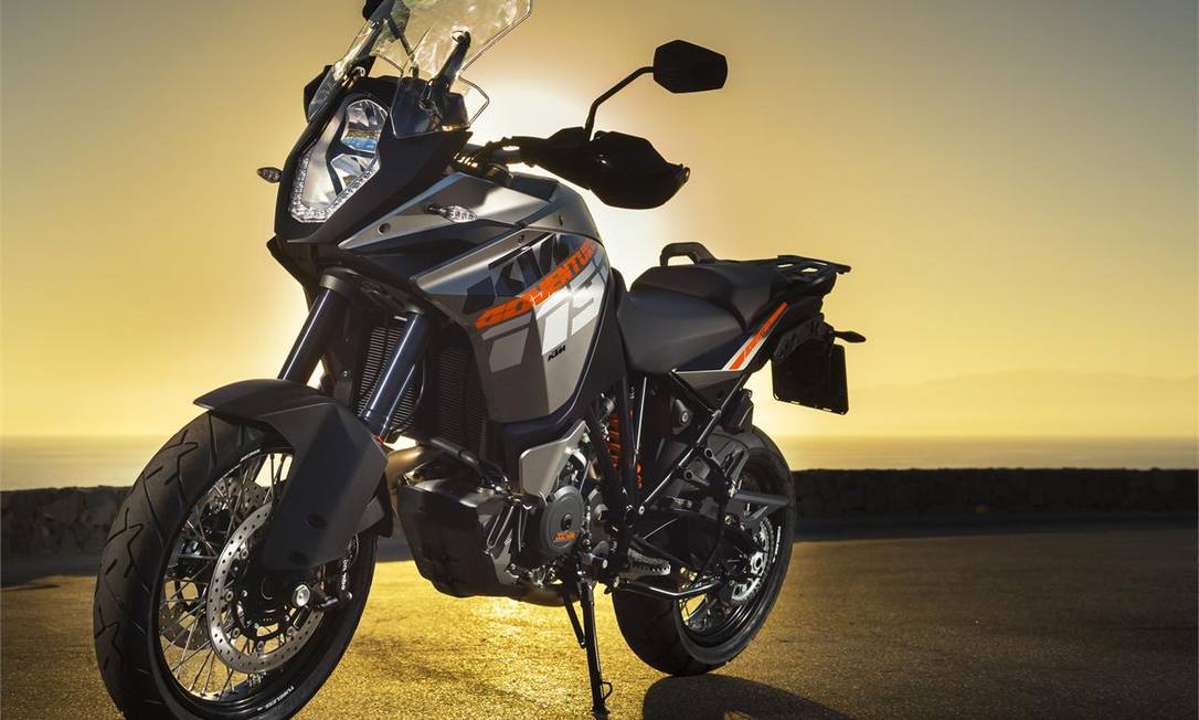 Feita para longas jornadas, KTM 1.190 finalmente chega ao Brasil por R ...